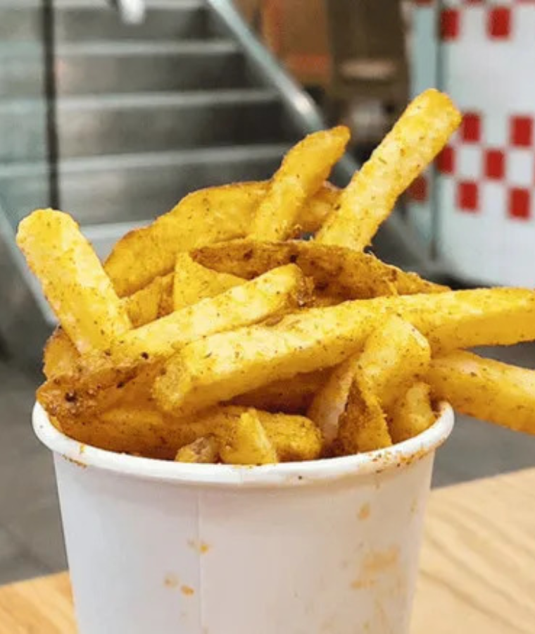 Five Guys Style Fries vs McDonald's Fries - Which Fast Food French Fry ...